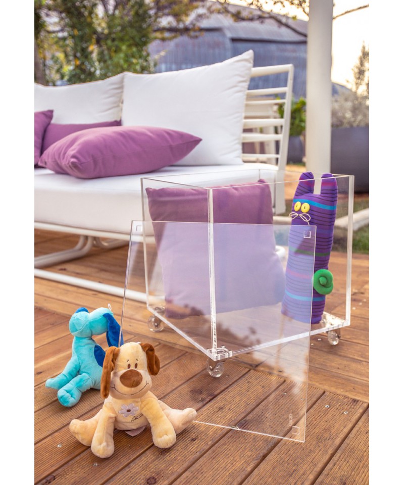 Cubo contenitore cm 20 tavolino in plexiglass trasparente con ruote.